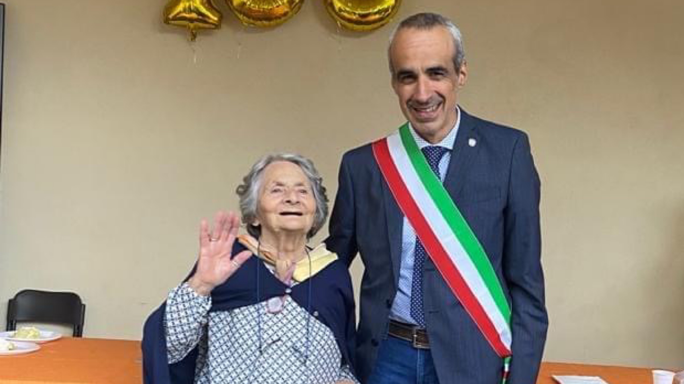 Colere, la maestra Mirella compie cent'anni - MyValley.it notizie!